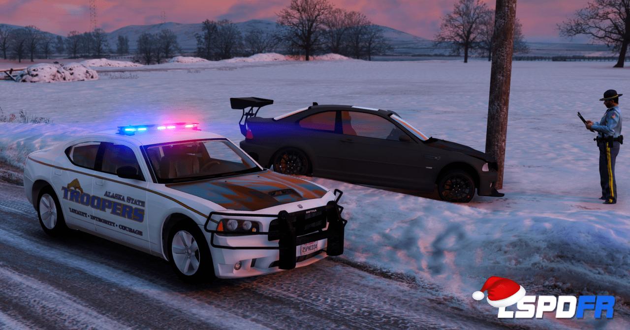 LSPDFR Holding Christmas Competition